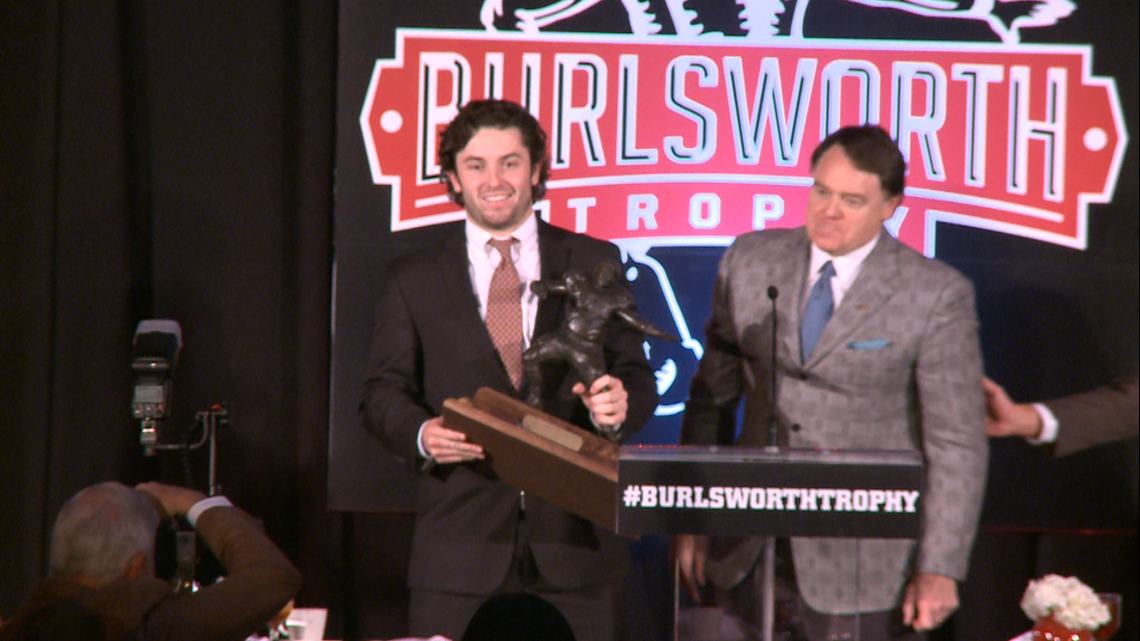 Oklahoma’s Baker Mayfield Wins 6th Burlsworth Trophy | 5newsonline.com