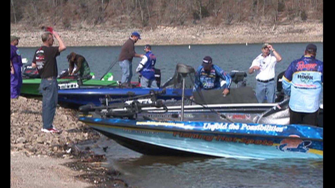 Walmart FLW Tour Begins at Beaver Lake | 5newsonline.com