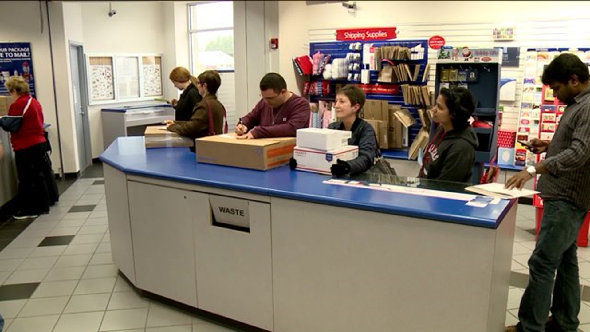 U.S. Postal Service Experiences Busiest Mailing Day Of The Year ...