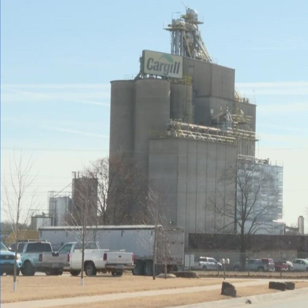Tyson Foods acquires recently closed Cargill poultry processing plant ...