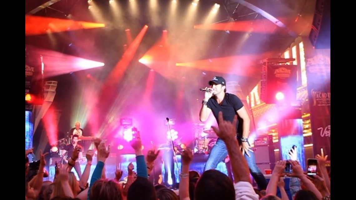 What You Need To Know: Luke Bryan Concert In Prairie Grove ...
