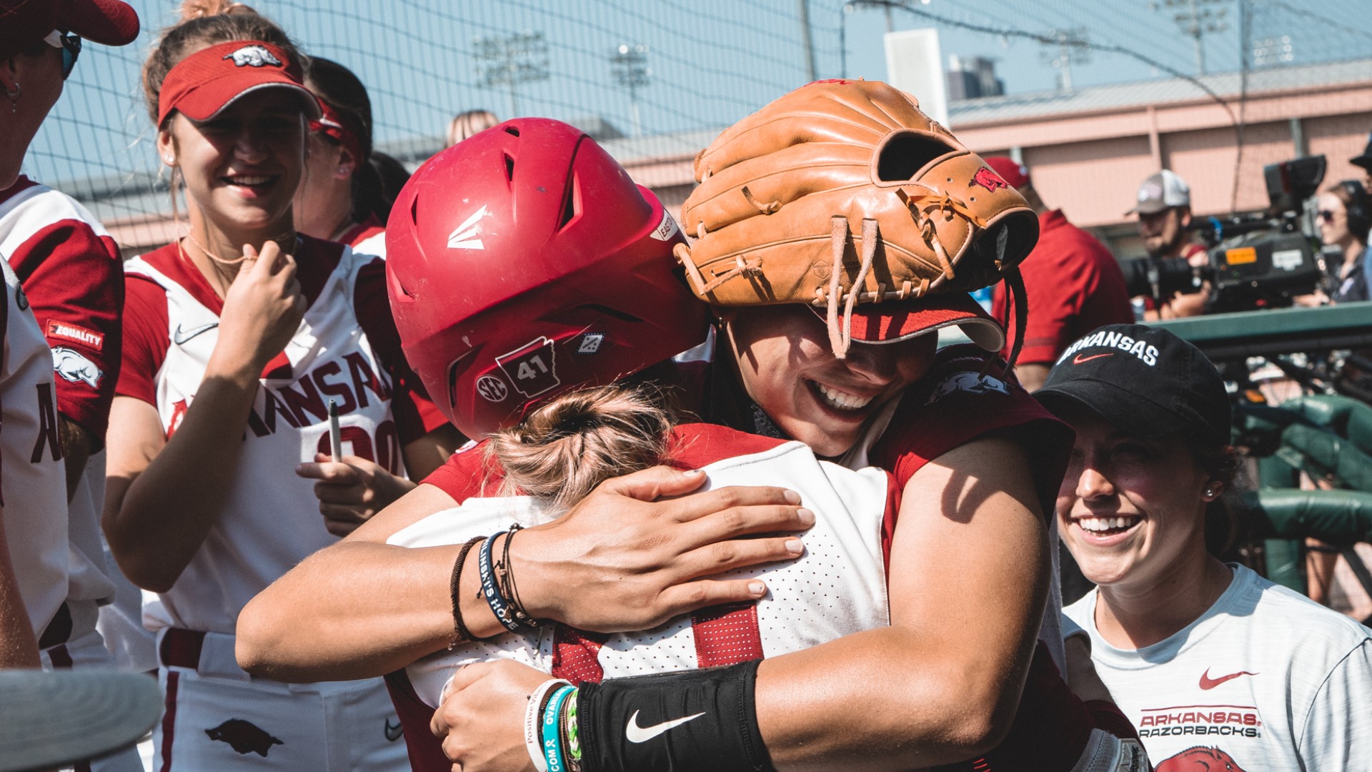 Razorback softball bounces back with 7-3 win over Texas A&M ...