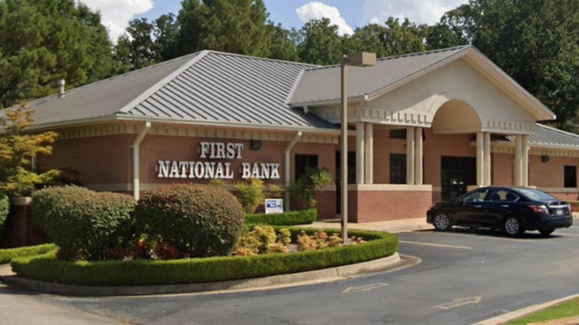 First National Bank expands with new Rogers office | 5newsonline.com