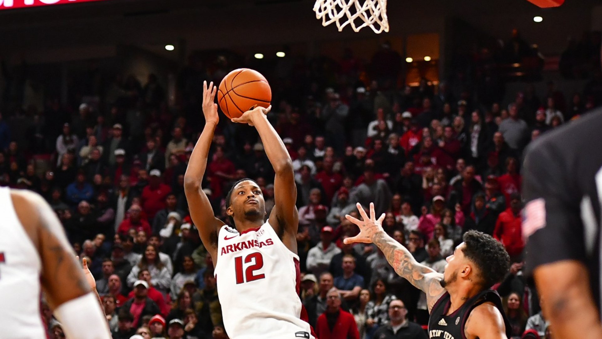Tramon Mark hits go ahead shot in final seconds to give Arkansas their ...