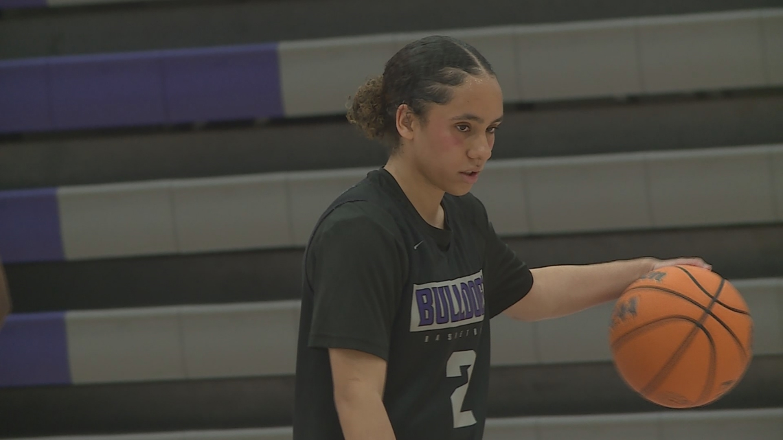 Fayetteville's Whitney Brown named Athlete of the Week | 5newsonline.com