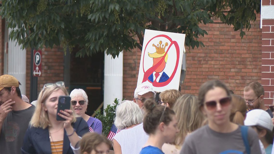 Photos: 'No Kings' protests in Northwest Arkansas | 5newsonline.com