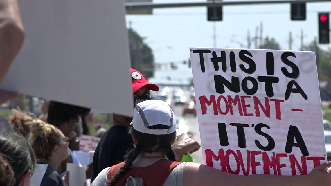 Hundreds gathered in the heat in Fort Smith to protest for racial ...