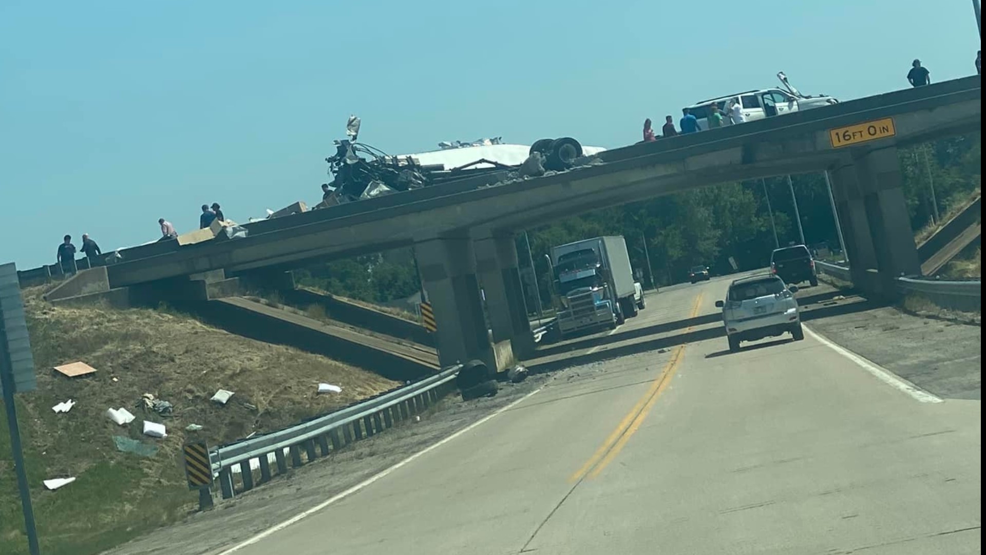 Multi-vehicle deadly crash takes place in Muldrow | 5newsonline.com