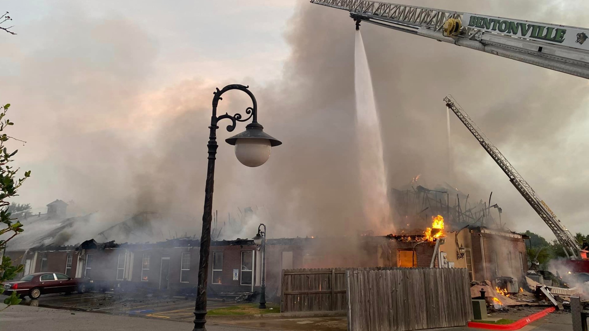 Bentonville Fire crews battle large fire in business Sunday ...