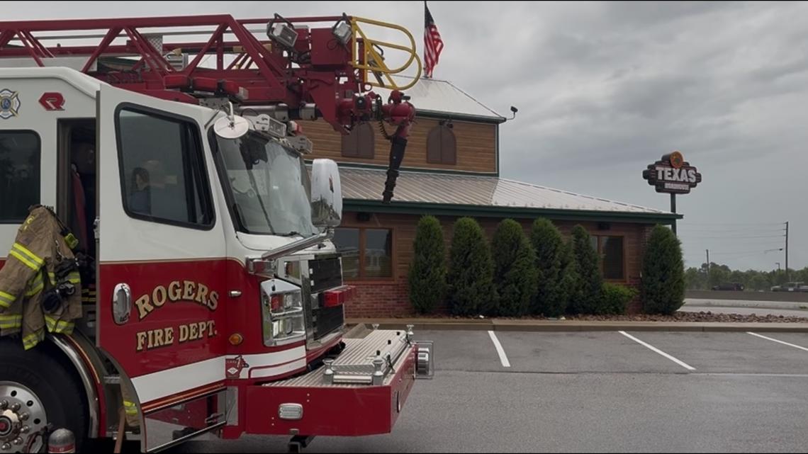 Rogers Fire Department responds to potential fire at Texas Roadhouse ...