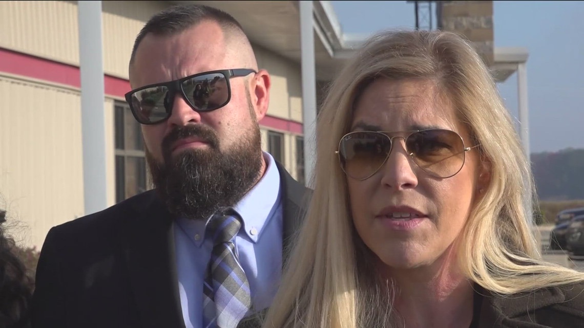 Arkansas father enters plea after allegedly shooting a man he found with his daughter ...