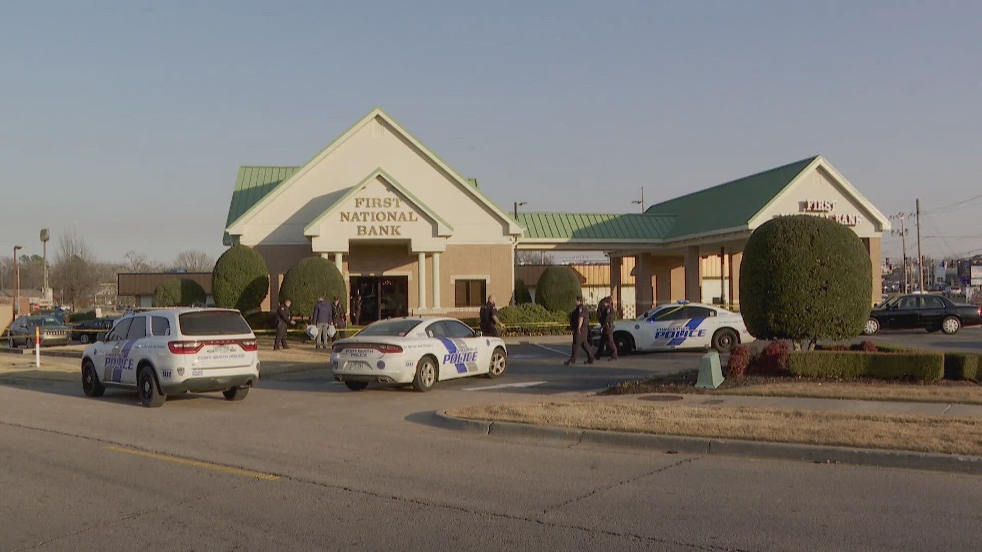 Latest News | Search underway for Fort Smith bank robbery suspect ...