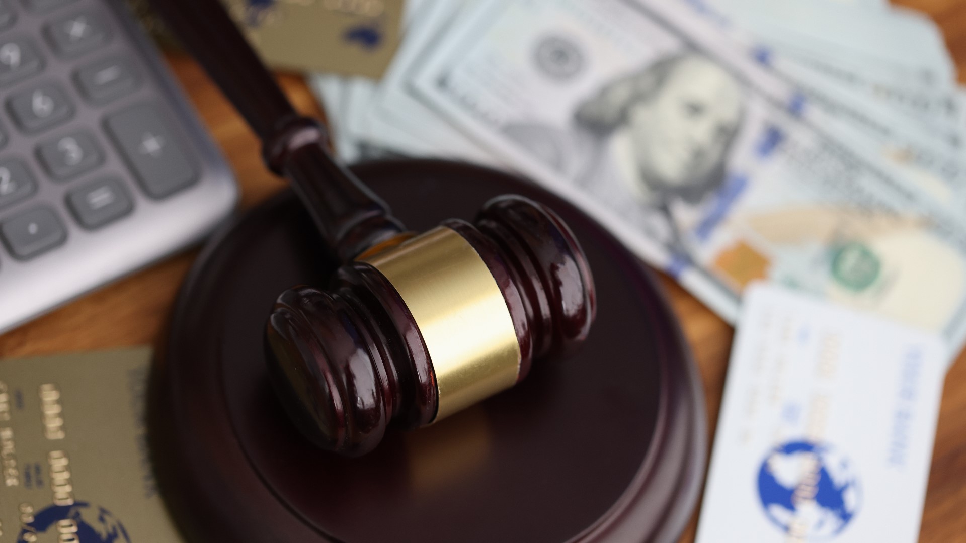 Las Vegas dancer responds to Arkansas man's $35 million lawsuit ...