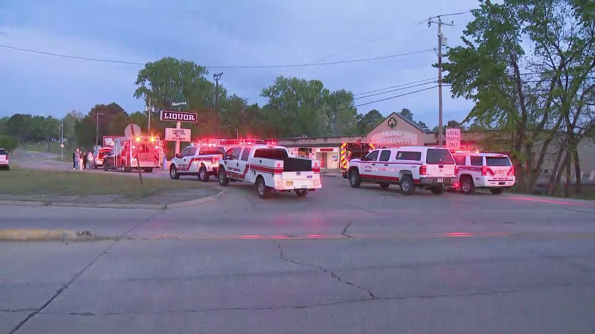 Fort Smith crews investigate Shamrock Liquor fire | 5newsonline.com