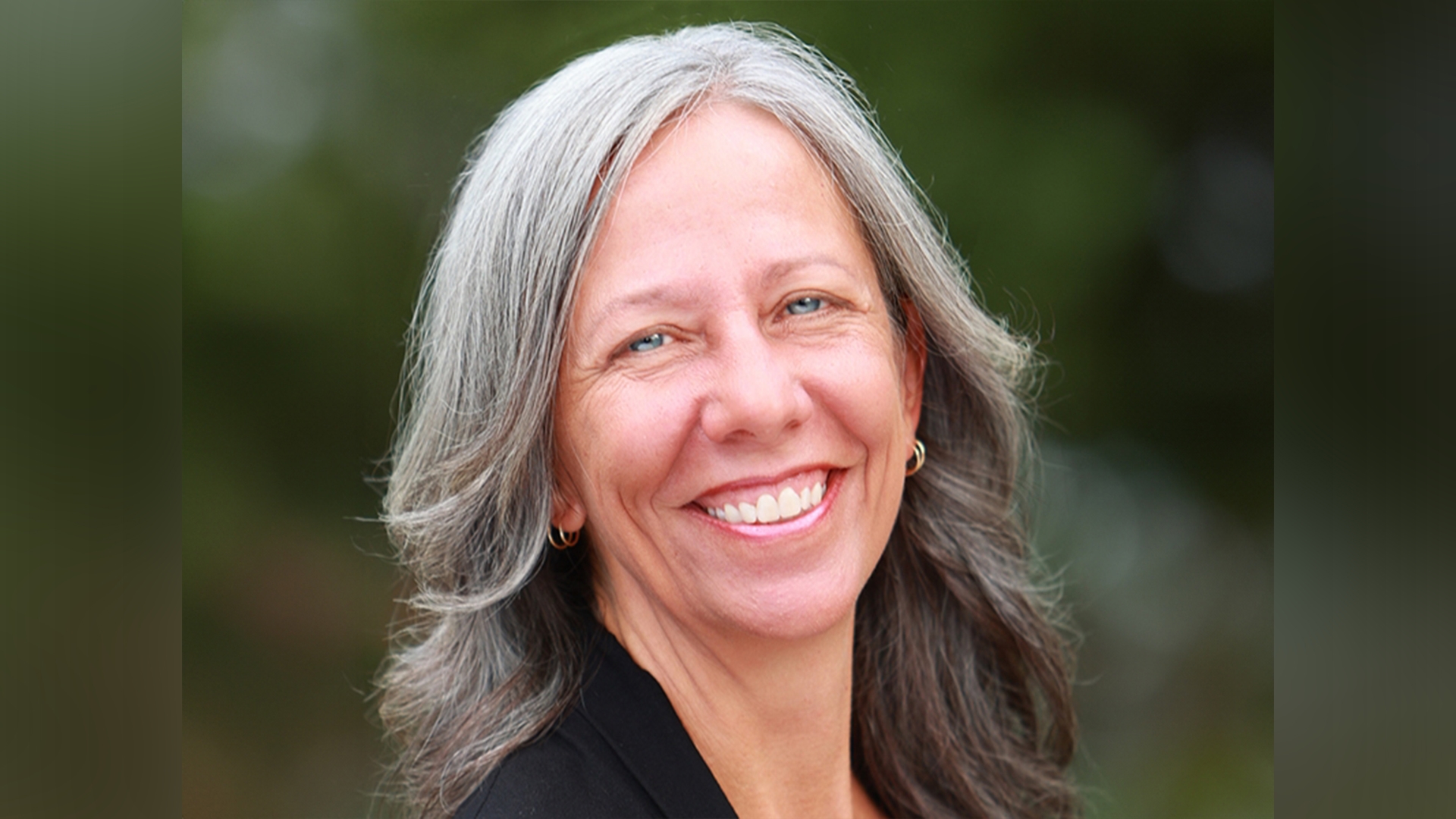 Fayetteville-born author Kathleen DuVal wins 2025 Pulitzer Prize for ...