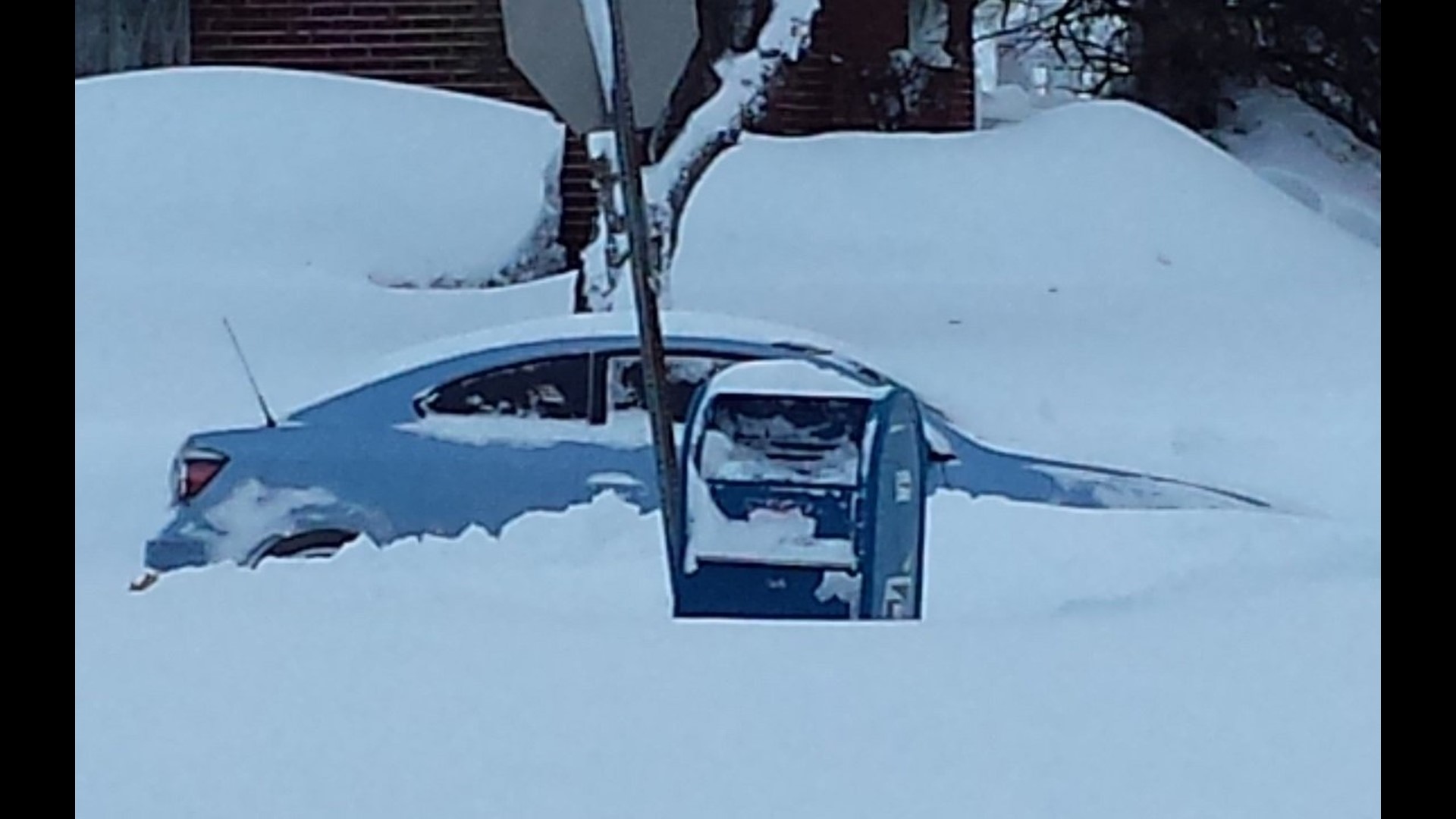 Buffalo, New York Buried In Six Feet Of Snow | 5newsonline.com