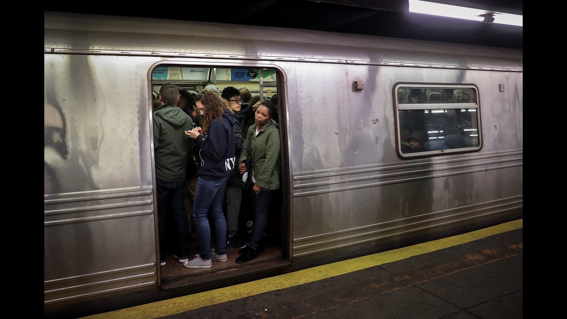 Man Arrested In Fierce Subway Attack Captured On Video | 5newsonline.com