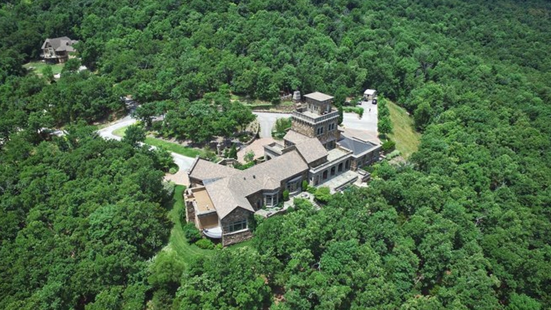Dromberg castle in Fayetteville sells for almost $5 million ...