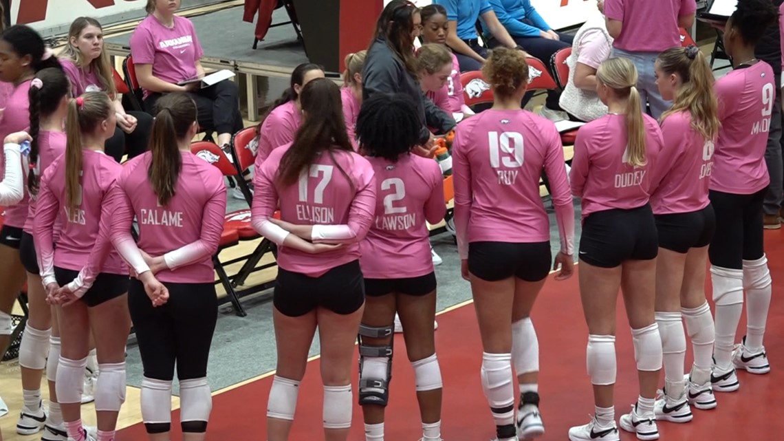 Razorback Volleyball: Pink the Barn Day | 5newsonline.com