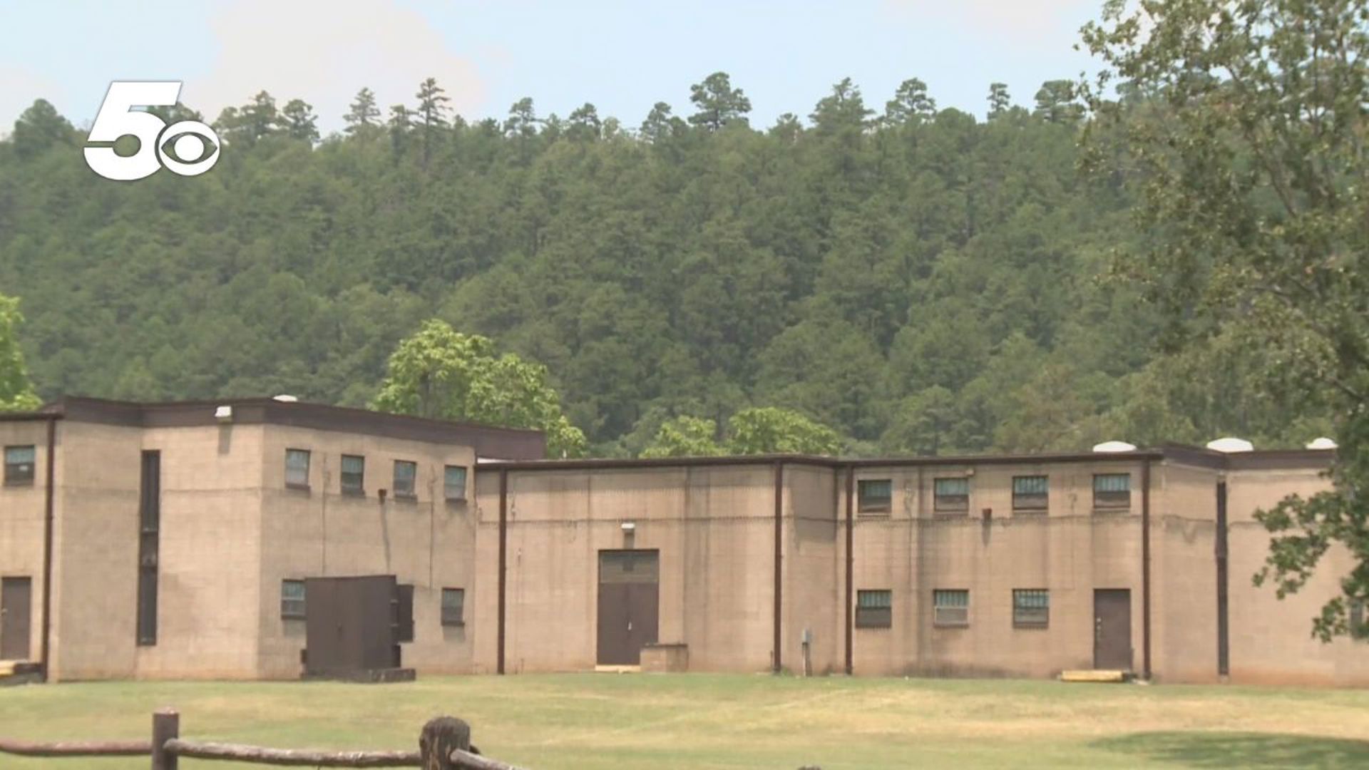 Latest News | Details on prison escapee captured | 5newsonline.com