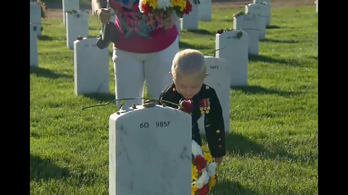 Boy Dresses As Marine On Visit To Father’s Grave At Arlington Cemetery ...