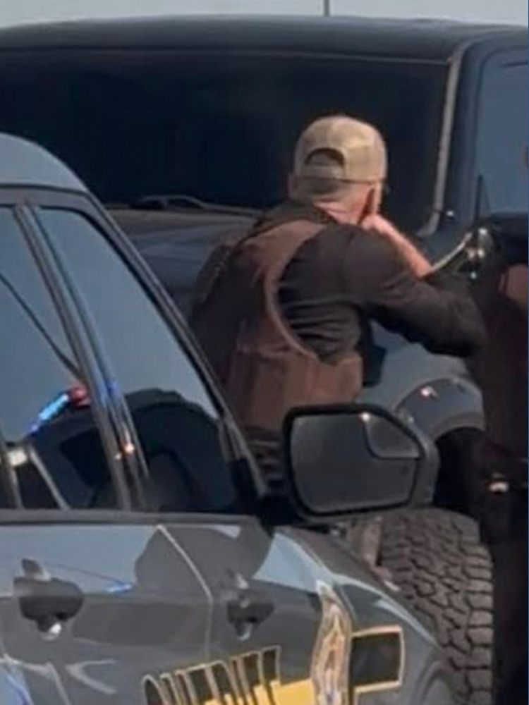 Police: Naked hit-and-run suspect led pursuit on I-40 in Sequoyah ...