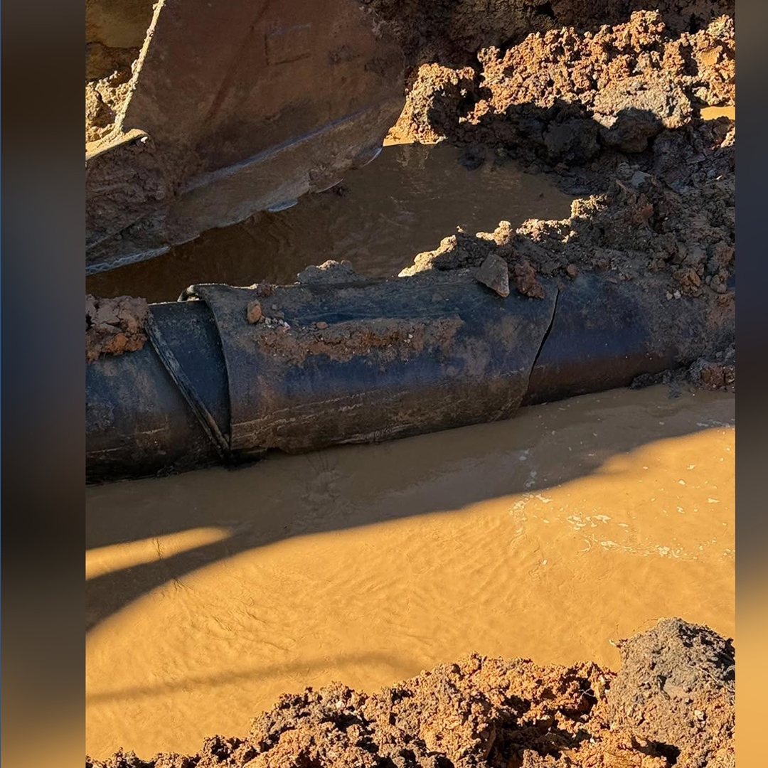 Crews replace damaged 24-inch water line in Madison County ...