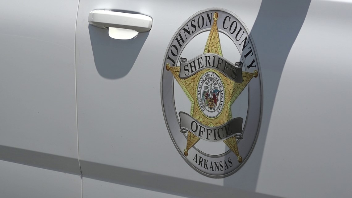 Detention deputy in Johnson County accused of distributing drugs ...