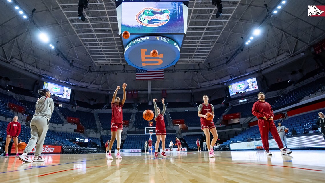 Razorbacks fall to Florida 85-81 after Gators rally late with 24-point ...