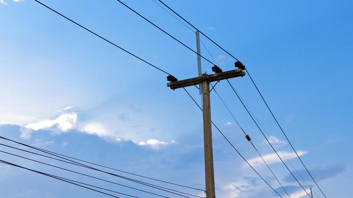 Lineman dies while working to restore power in Northwest Arkansas ...