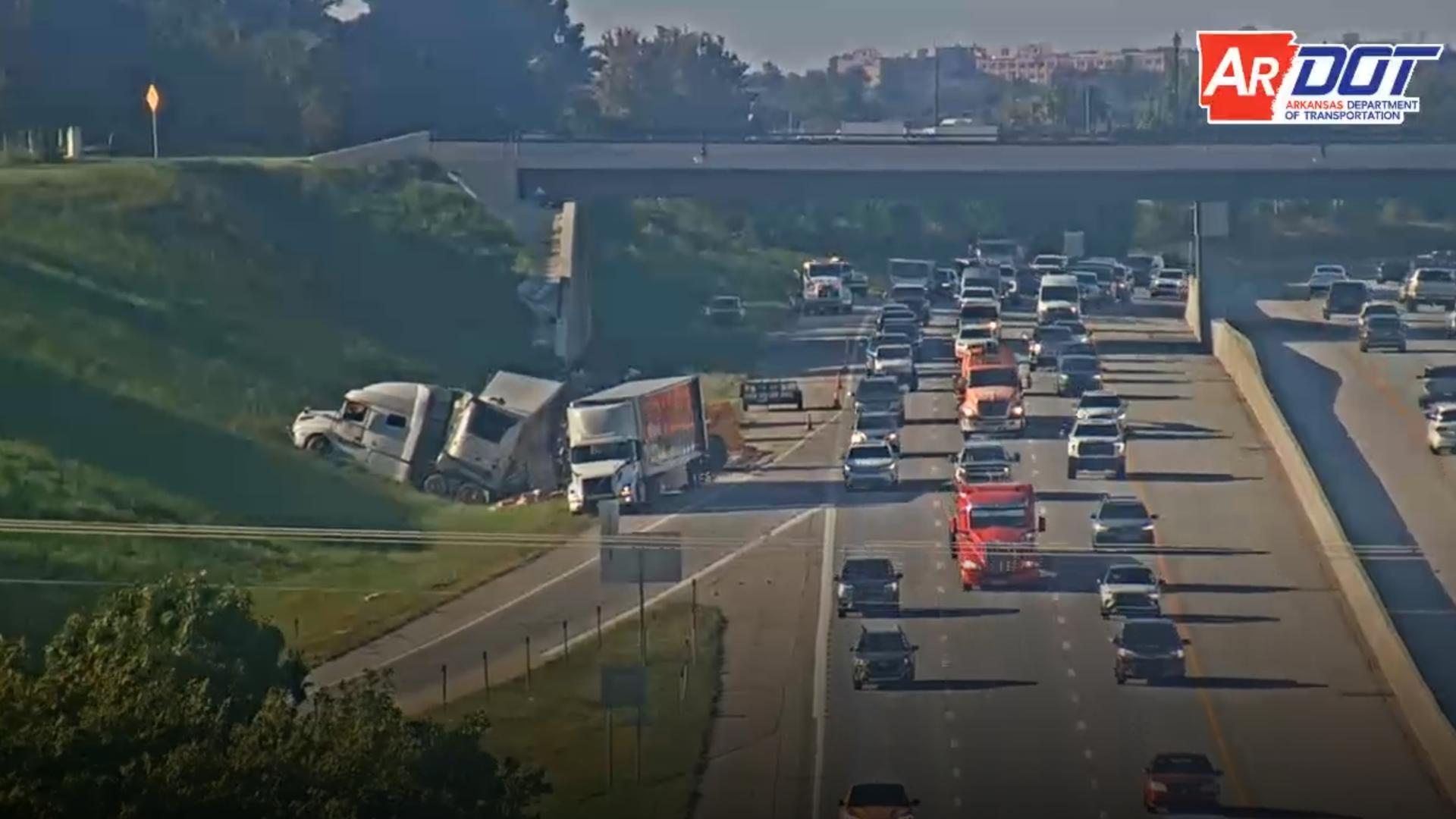 Semi-truck crash on I-49 in Rogers stalls southbound traffic ...