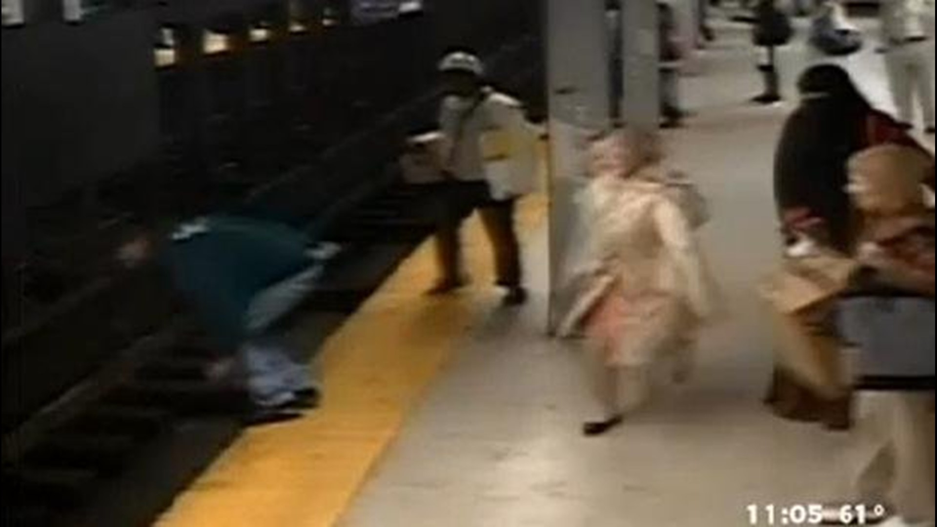 Caught On Tape: Man Makes Daring Rescue On Philly Subway Tracks ...