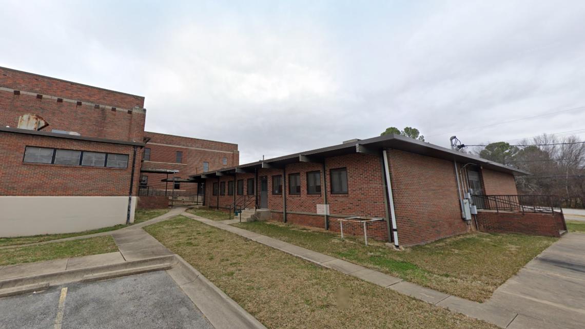 Fayetteville activates extreme weather response for Jan. 17 ...