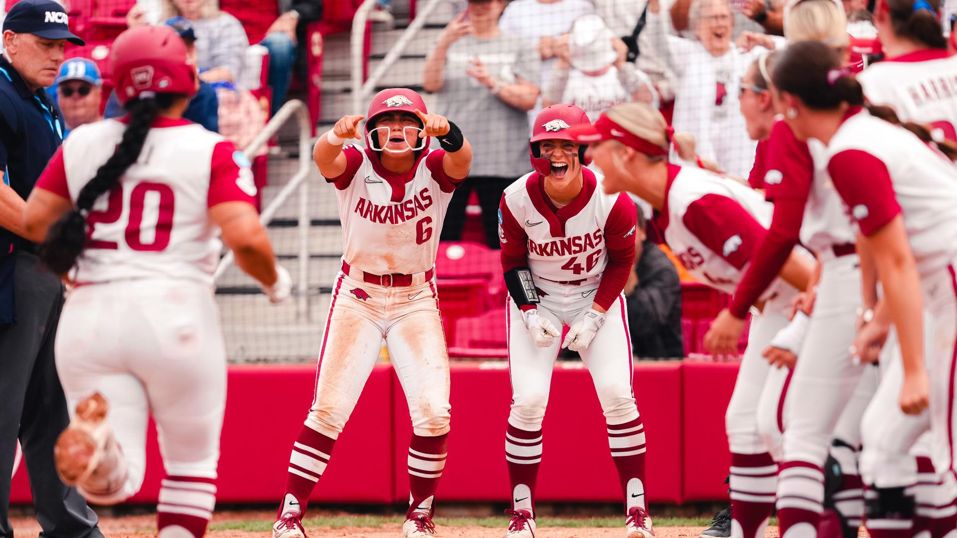 Arkansas rains down offense on Duke in Super Regional win | 5newsonline.com