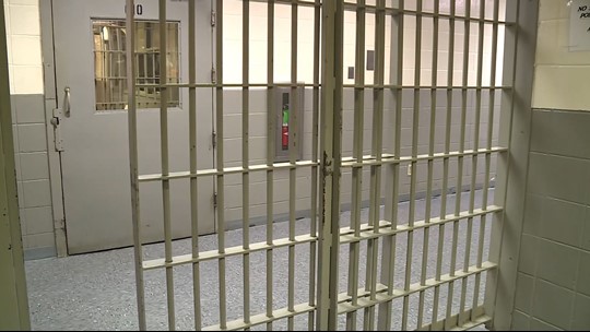 Muslim inmate claims Arkansas prison transfer was retaliatory ...