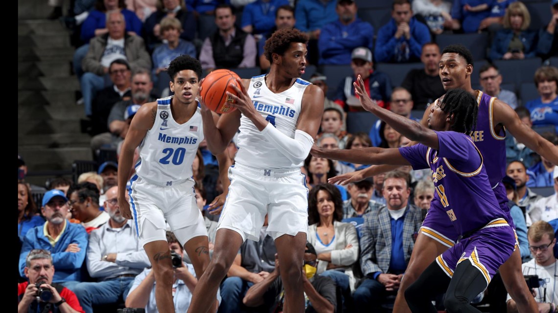 Hogs fill final roster spot with Chandler Lawson | 5newsonline.com