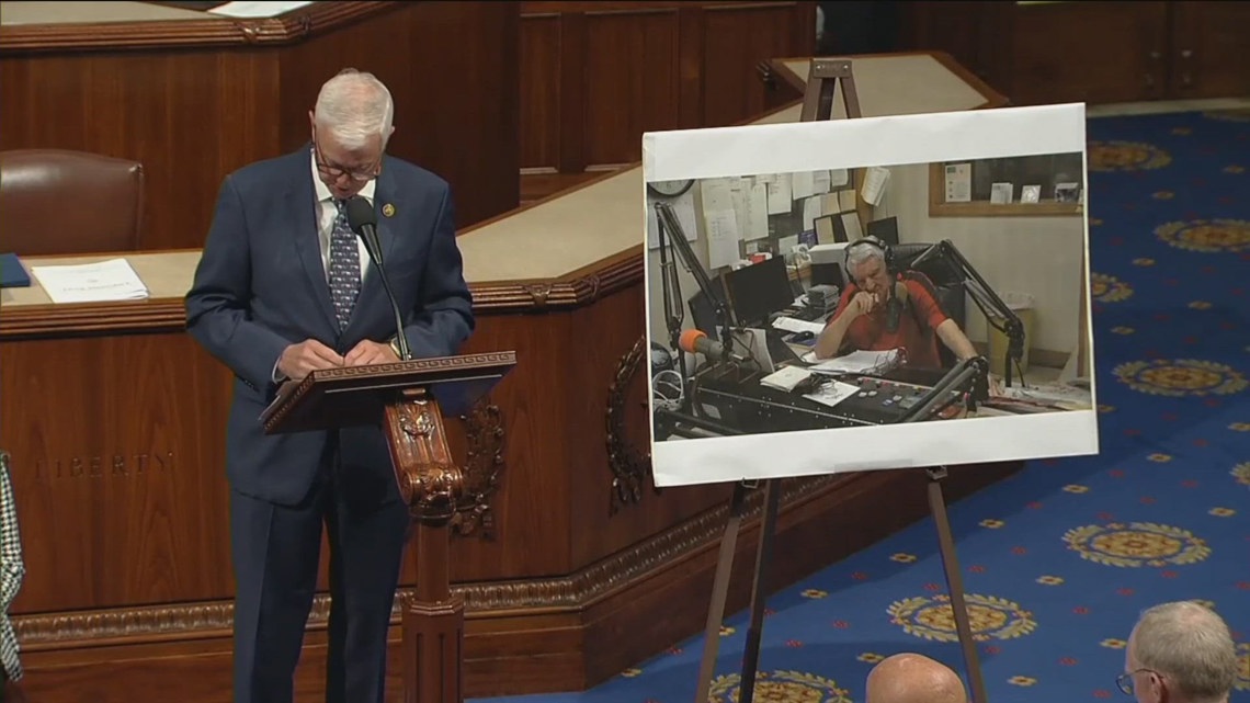 Congressman Womack reflects on father's radio career at U.S. Capitol ...