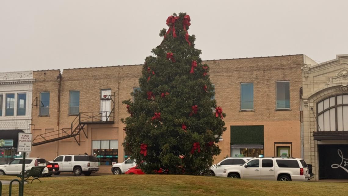 Main Street Fort Smith: Downtown Christmas Tree Lighting Ceremony ...