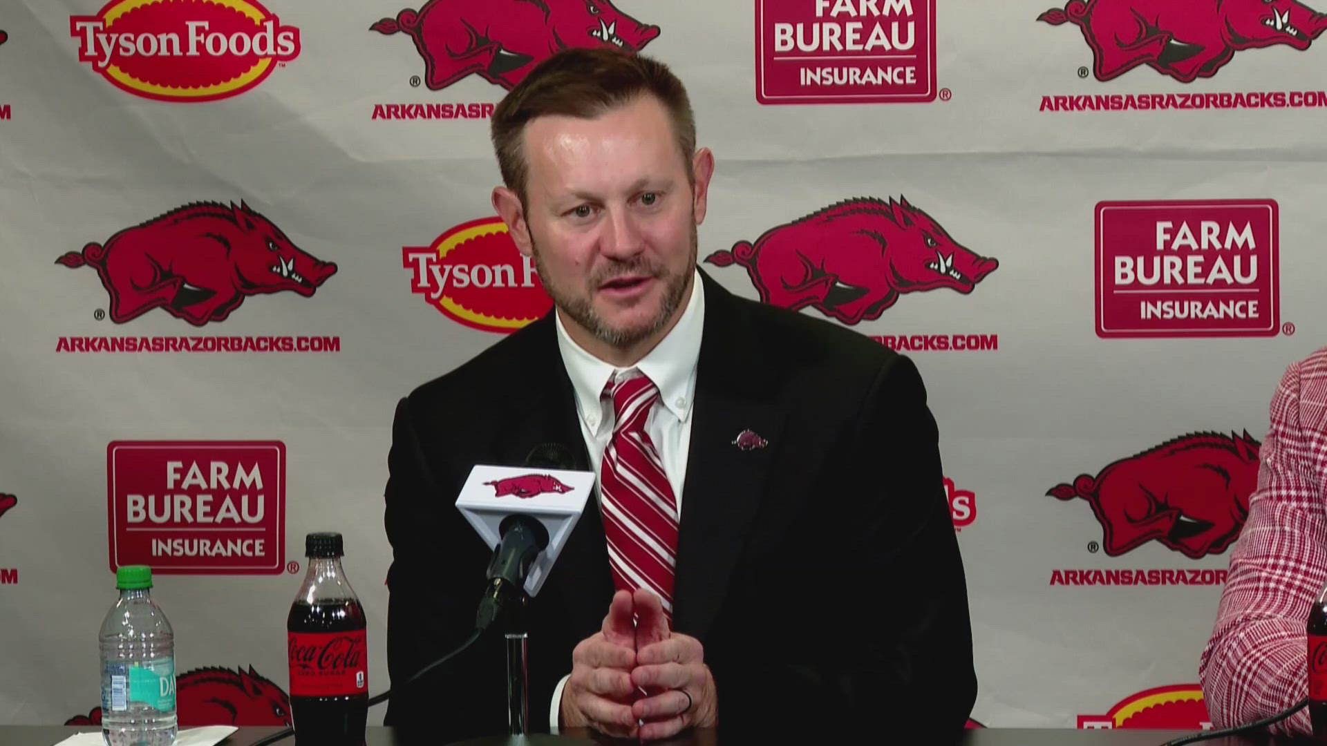 Arkansas Razorbacks fall short against No. 12 Tennessee, 34-31 ...