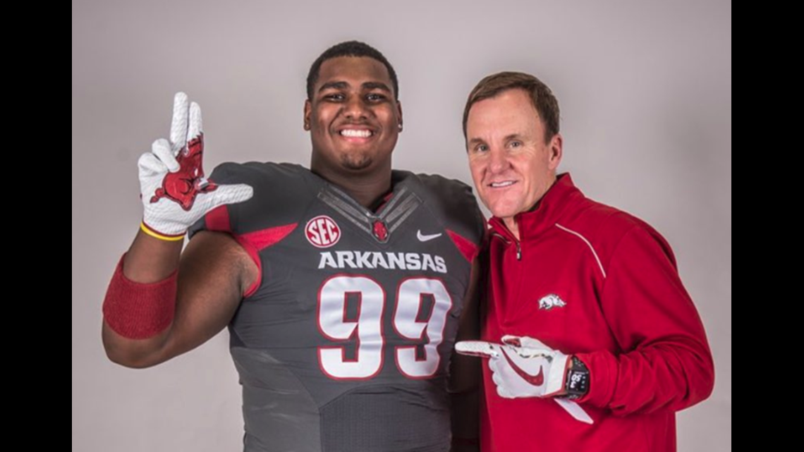 Three-Star DT Commits To Hogs | 5newsonline.com