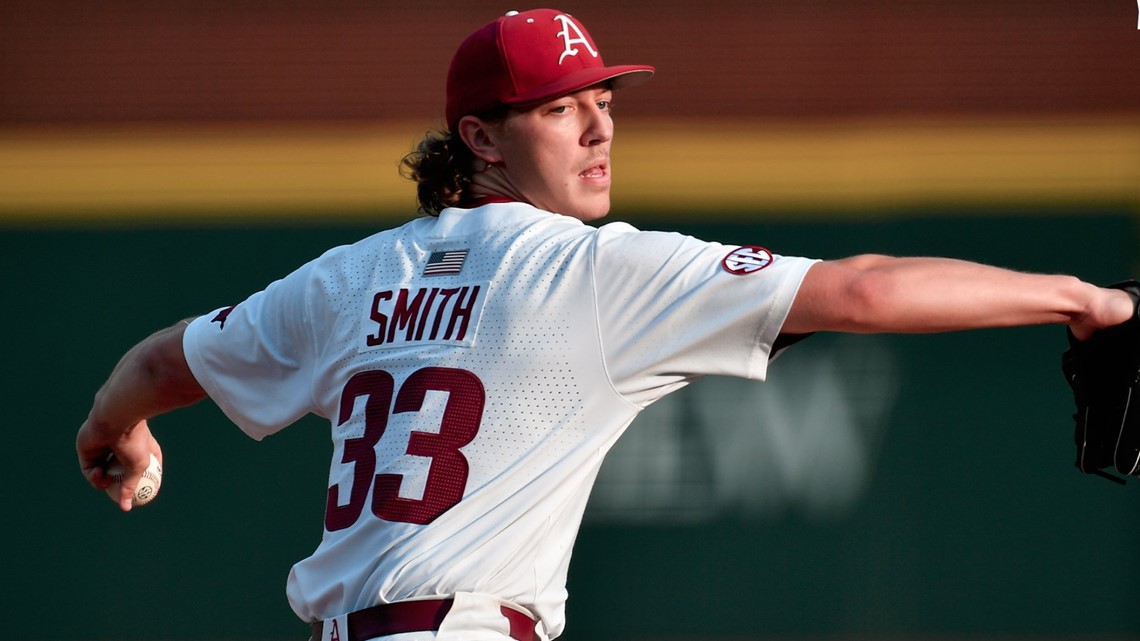 Diamond Hogs down South Carolina 4-1 in opener of top-10 series | 5newsonline.com