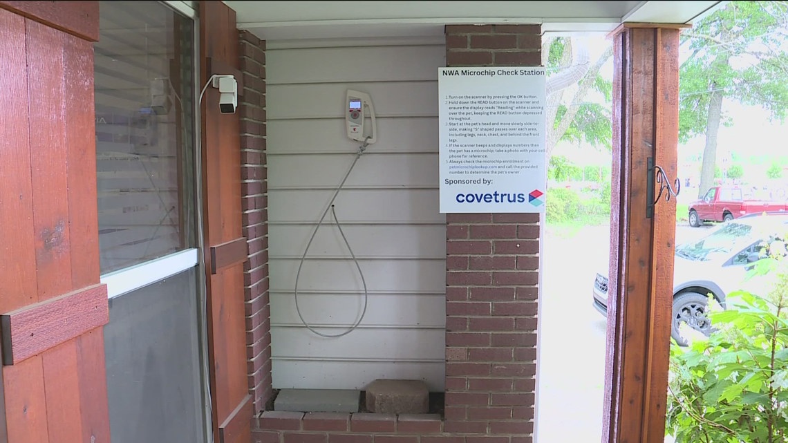 Rogers animal clinic introduces an easier way to find the homes of lost ...