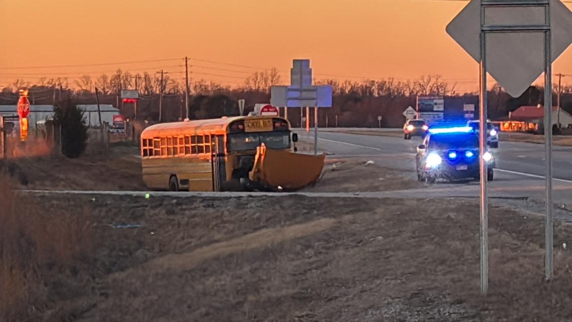 Mountain Home Schools bus carrying band students involved in crash with ...