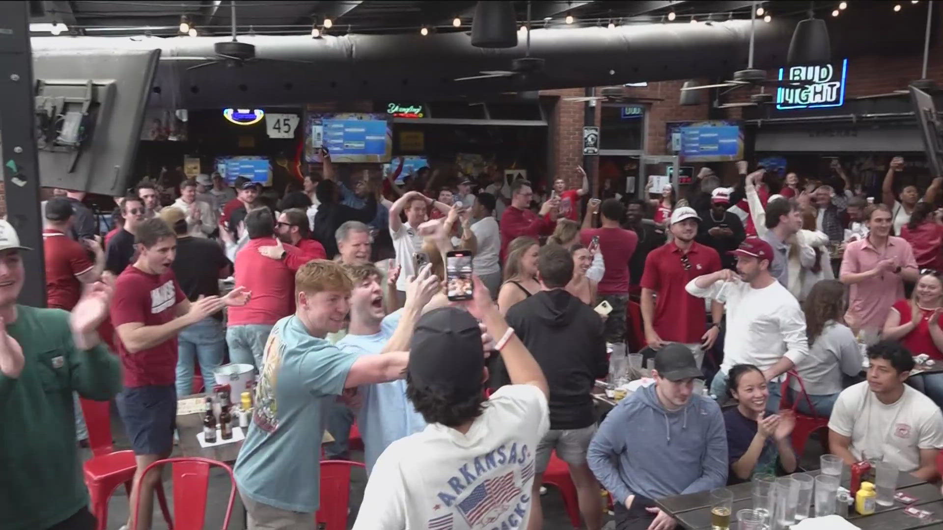 Hog fans celebrate making Sweet 16 after St. John's takedown ...