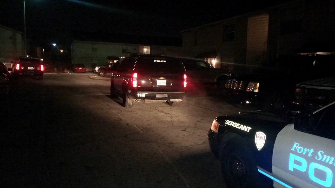 One Dead, One Injured In Stabbing At Fort Smith Apartment Complex ...