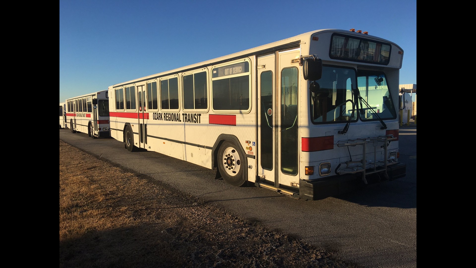 Razorback Transit Donates Two Buses To ORT | 5newsonline.com