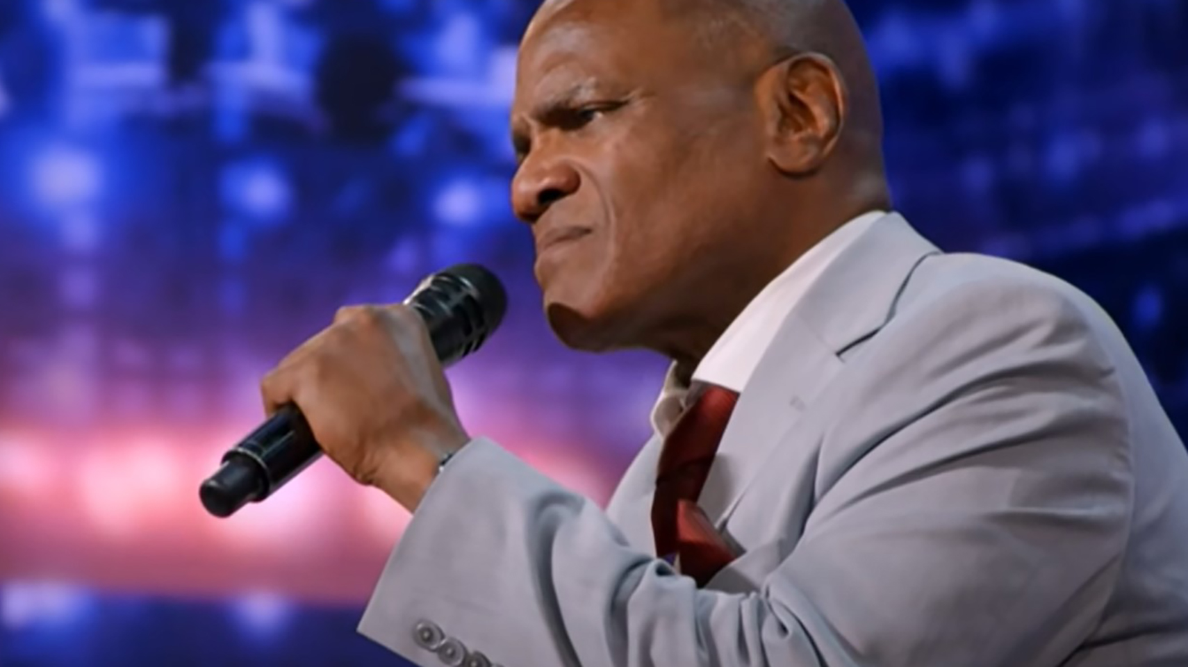 Archie Williams performs stunning 'America's Got Talent' audition ...