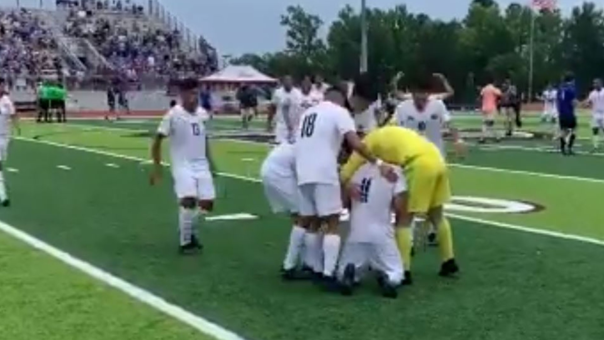 Springdale boys soccer wins 6A State Title | 5newsonline.com