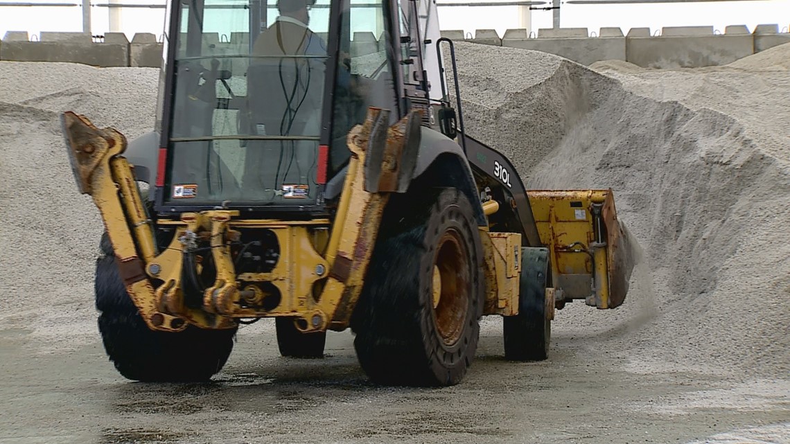 NWA road crews work around the clock treating roads | 5newsonline.com