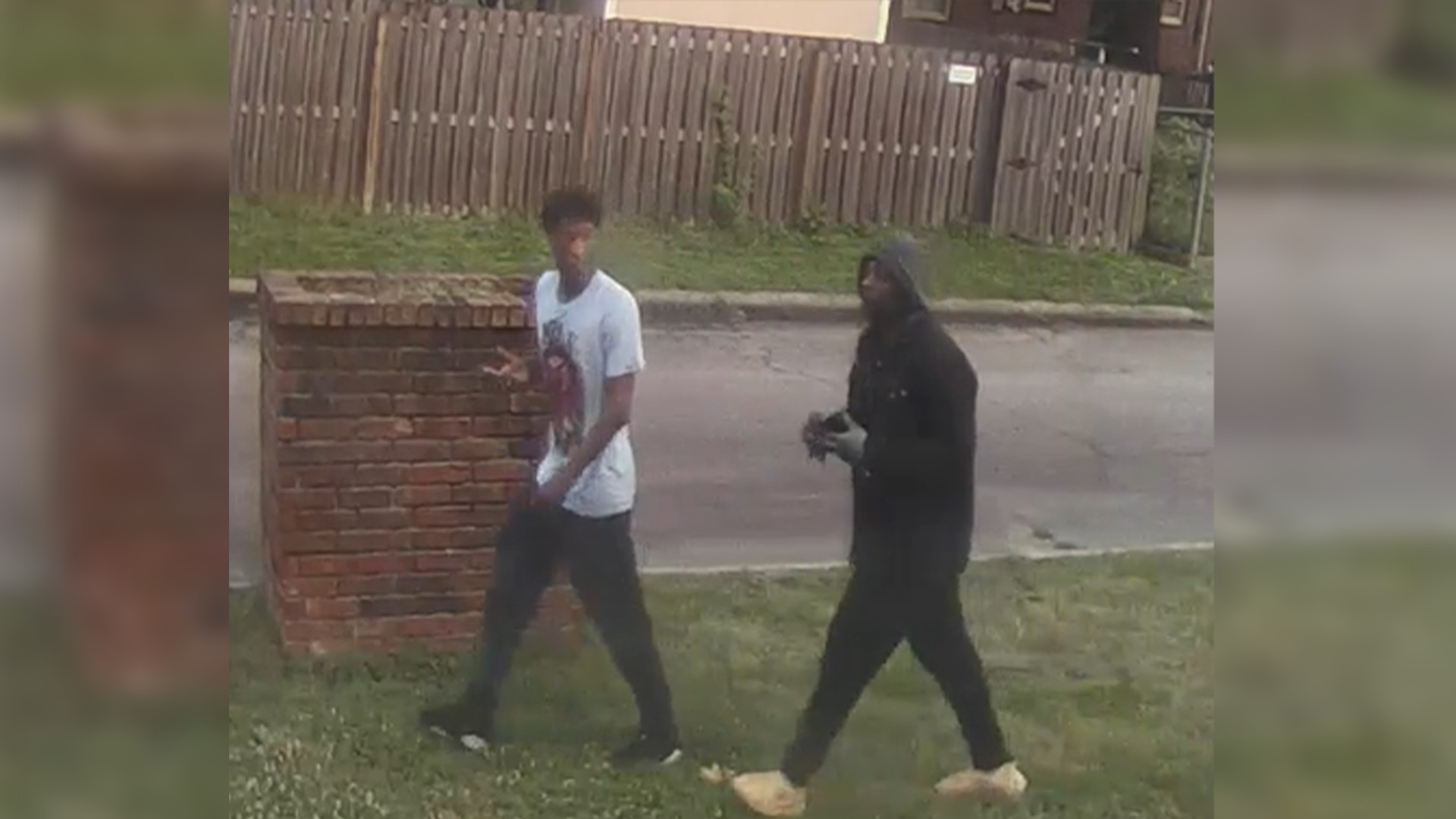Fort Smith police release photos of attempted ATM theft suspects ...